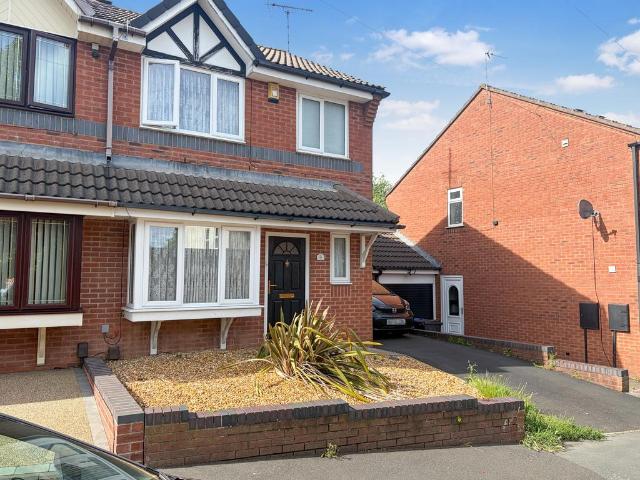 3 bedroom semi detached house for sale