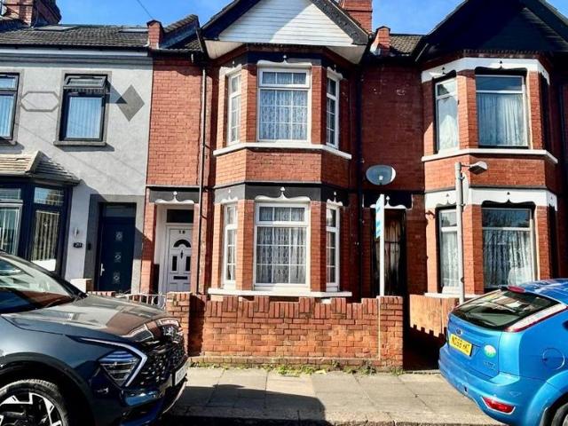 3 bedroom terraced house for sale