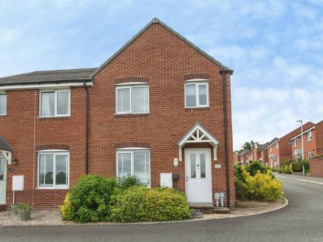 3 bedroom semi detached house for sale
