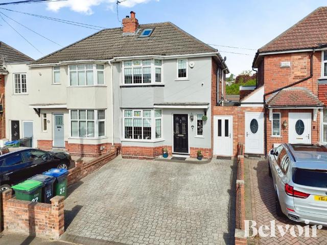 3 bedroom semi detached house for sale