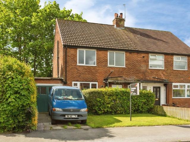 3 bedroom semi detached house for sale