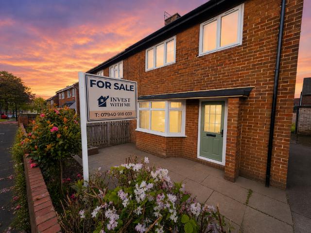 3 bedroom semi detached house for sale
