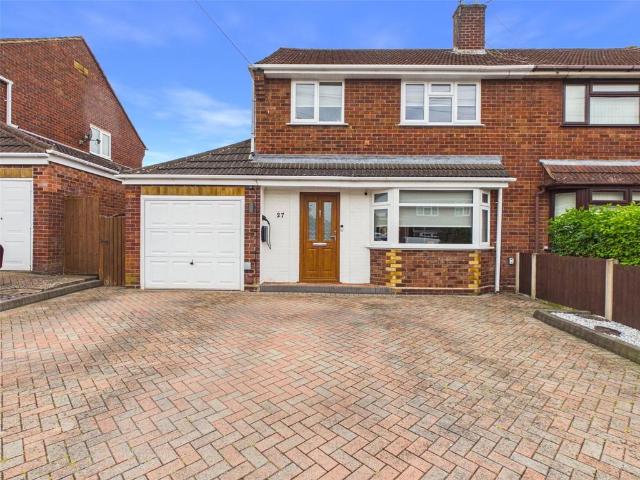 3 bedroom semi detached house for sale