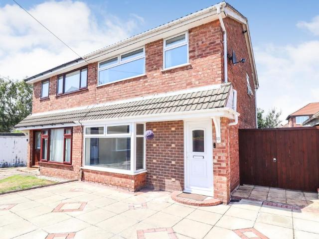 3 bedroom semi detached house for sale