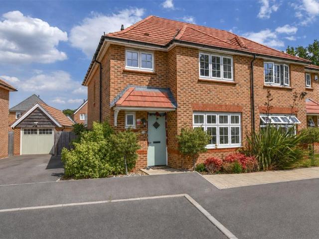 3 bedroom semi detached house for sale