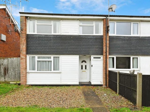 3 bedroom end of terrace house for sale