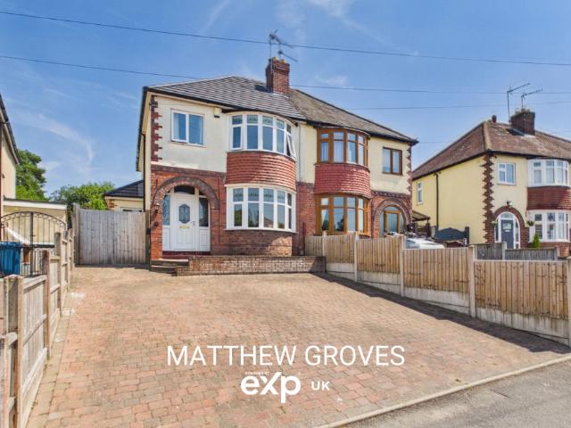 3 bedroom semi detached house for sale