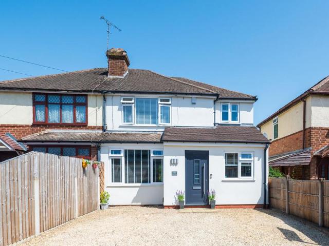 3 bedroom semi detached house for sale