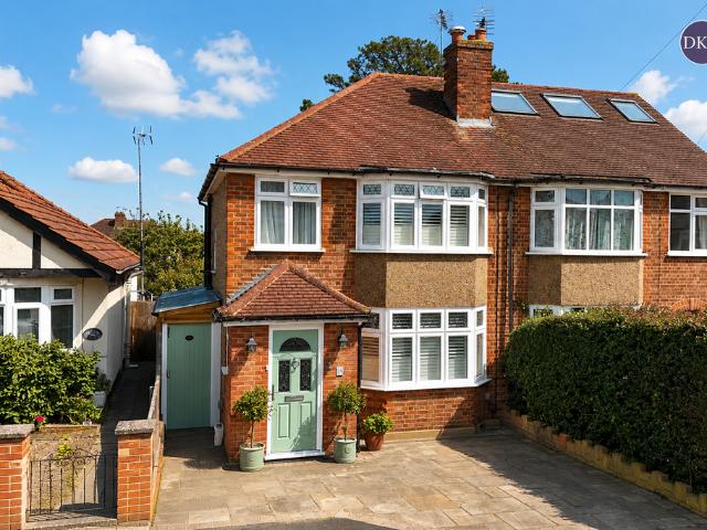 3 bedroom semi detached house for sale