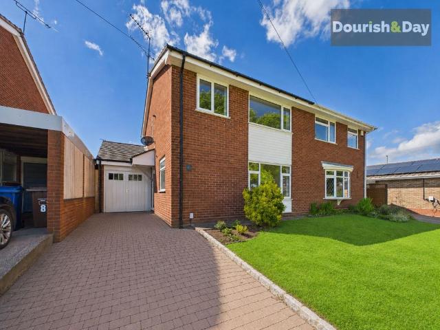 3 bedroom semi detached house for sale