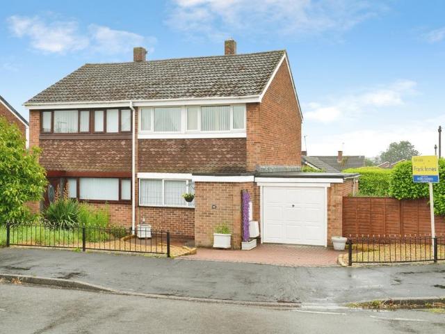 3 bedroom semi detached house for sale