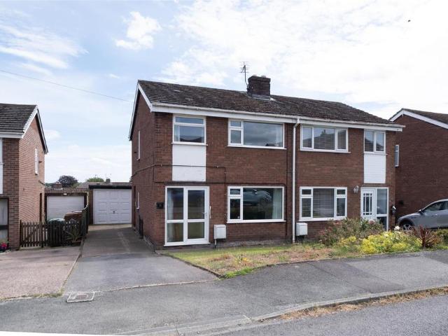 3 bedroom semi detached house for sale