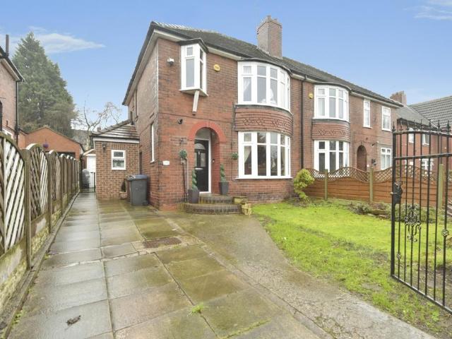 3 bedroom semi detached house for sale
