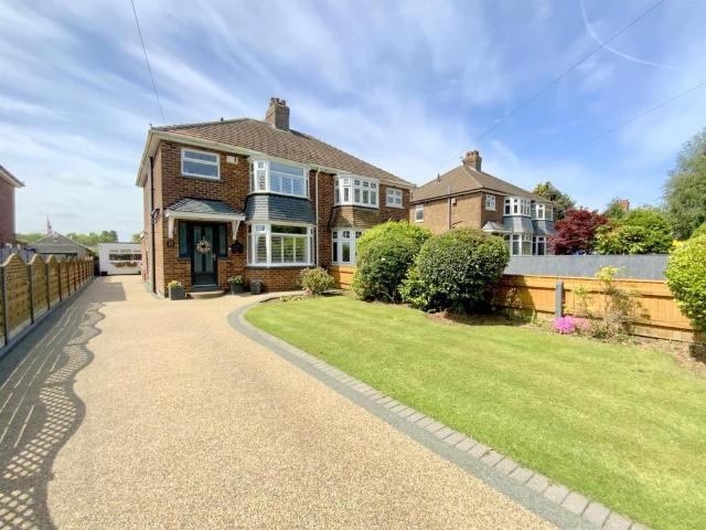 3 bedroom semi detached house for sale