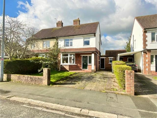 3 bedroom semi detached house for sale