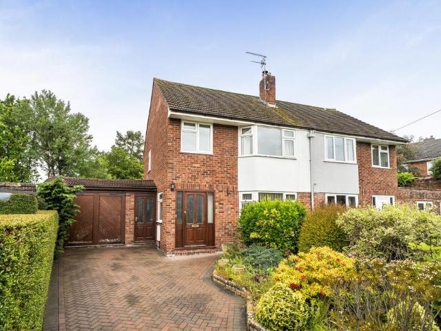 3 bedroom semi detached house for sale