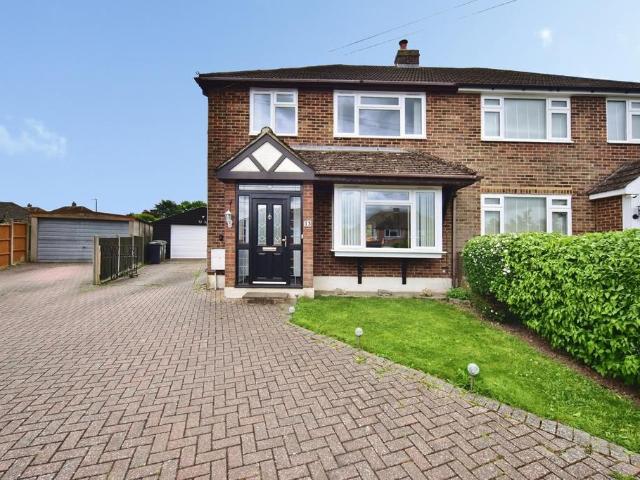 3 bedroom semi detached house for sale