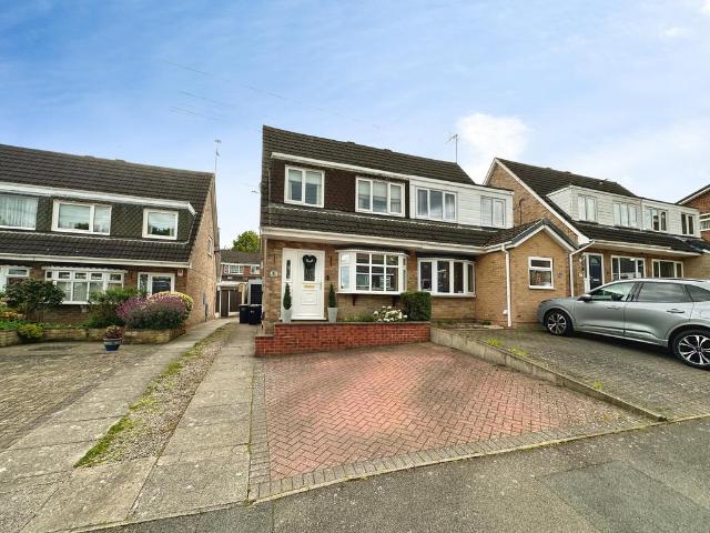 3 bedroom semi detached house for sale