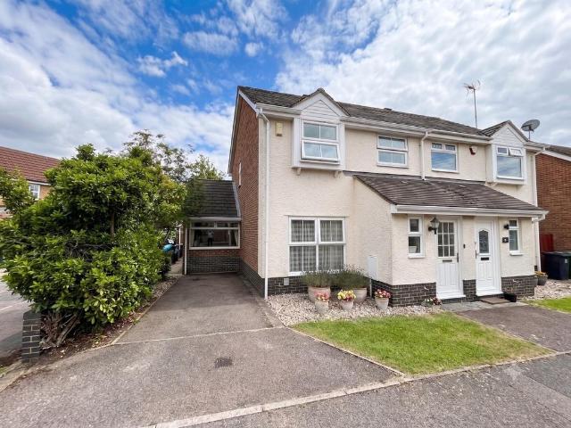 3 bedroom semi detached house for sale