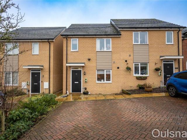 3 bedroom semi detached house for sale