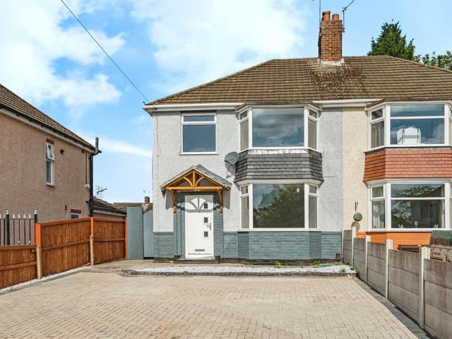 3 bedroom semi detached house for sale