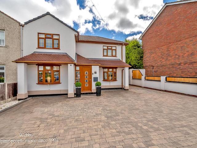 3 bedroom semi detached house for sale
