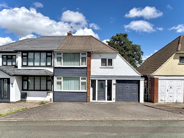 3 bedroom semi detached house for sale