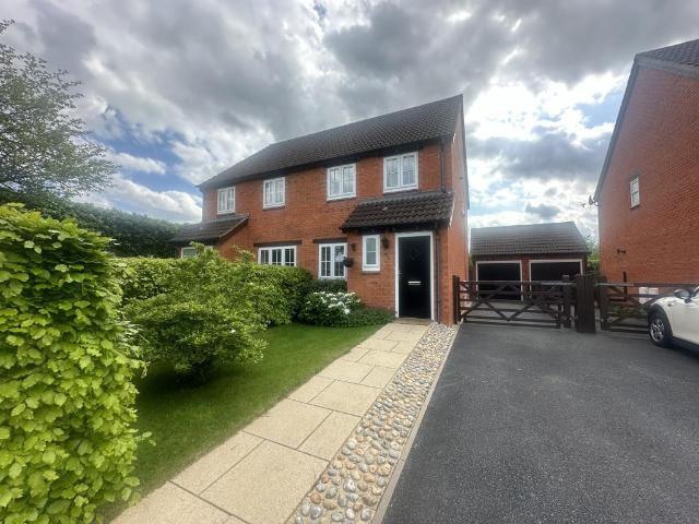 3 bedroom semi detached house for sale