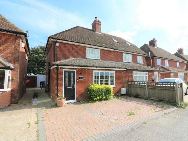 3 bedroom semi detached house for sale