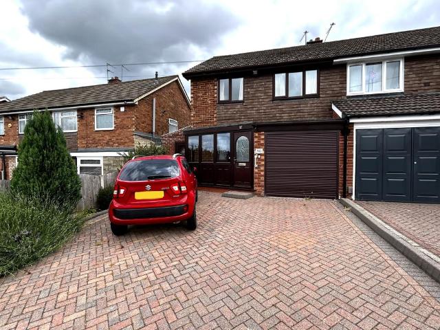 3 bedroom semi detached house for sale