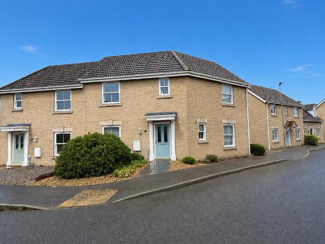 3 bedroom semi detached house for sale