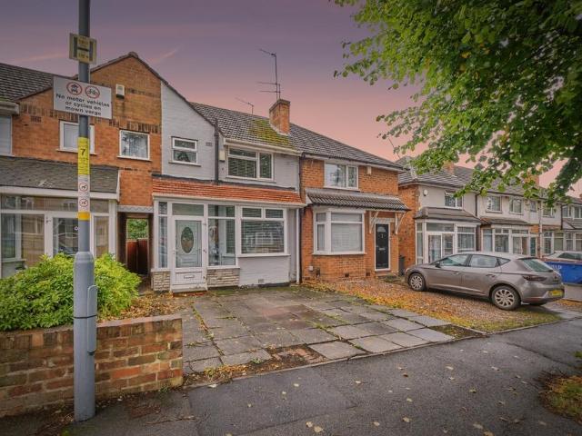 3 bedroom terraced house for sale