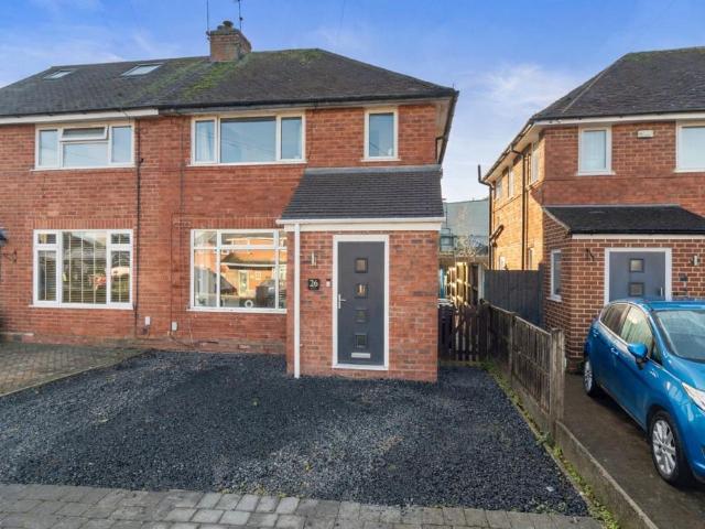 3 bedroom semi detached house for sale
