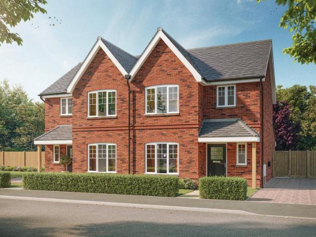 3 bedroom semi detached house for sale