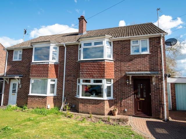 3 bedroom semi detached house for sale