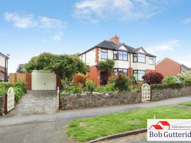 3 bedroom semi detached house for sale