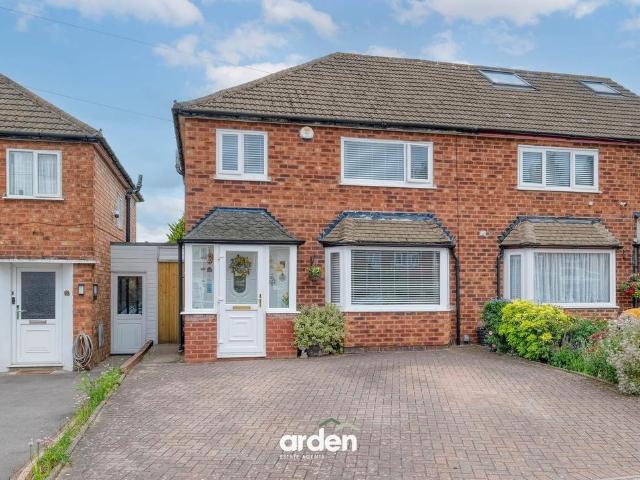 3 bedroom semi detached house for sale