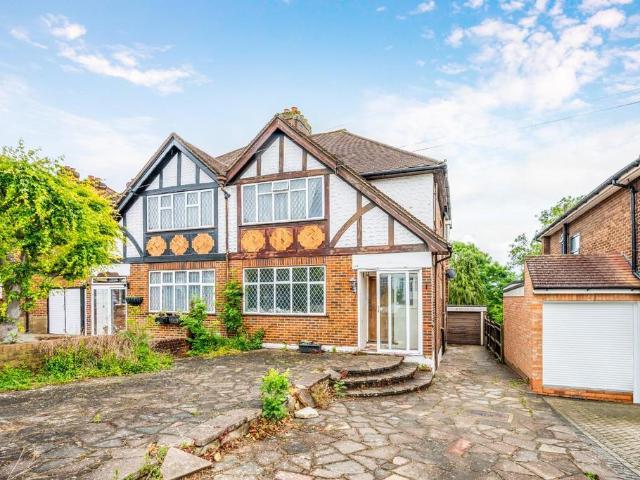 3 bedroom semi detached house for sale