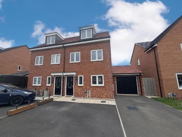 3 bedroom semi detached house for sale