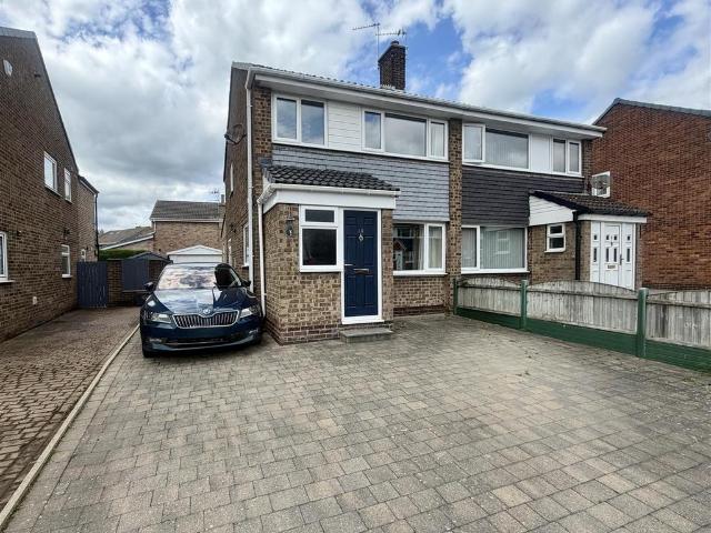 3 bedroom semi detached house for sale