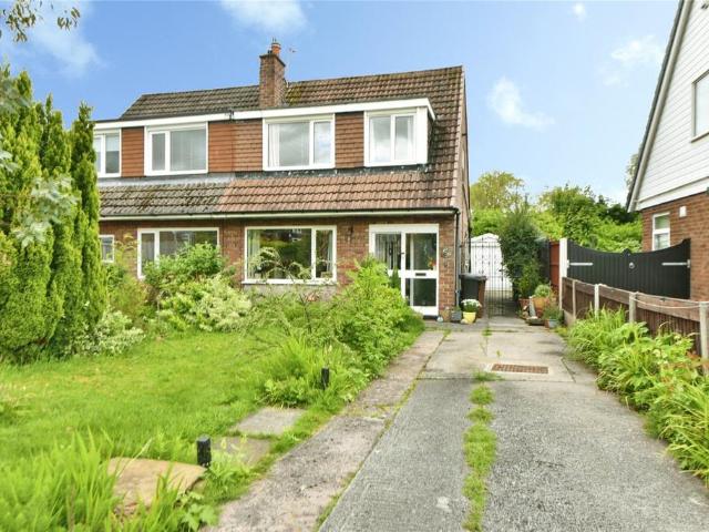 3 bedroom semi detached house for sale