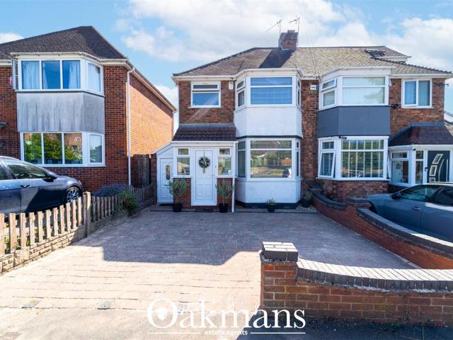 3 bedroom semi detached house for sale