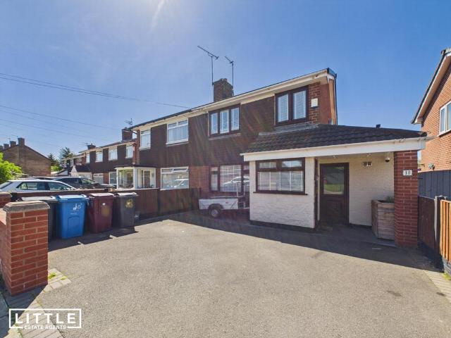 3 bedroom semi detached house for sale