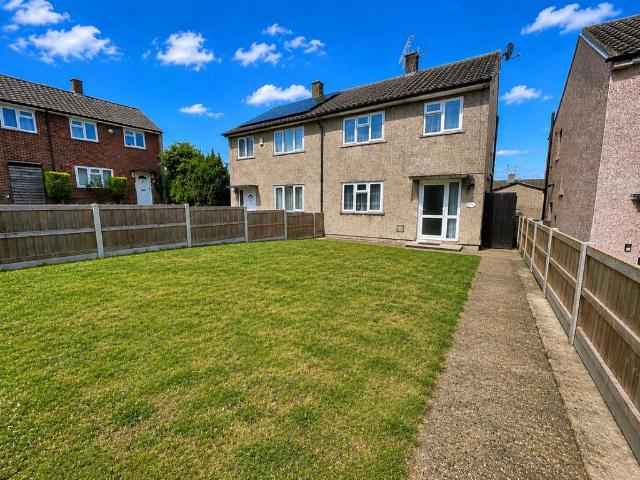 3 bedroom semi detached house for sale