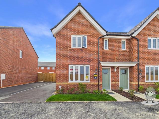 3 bedroom semi detached house for sale