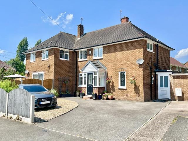 3 bedroom semi detached house for sale