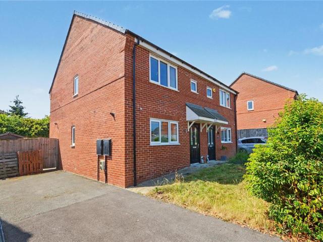 3 bedroom semi detached house for sale