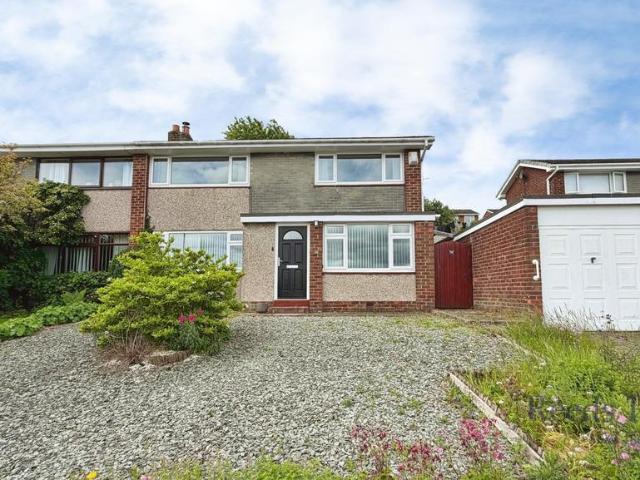 3 bedroom semi detached house for sale