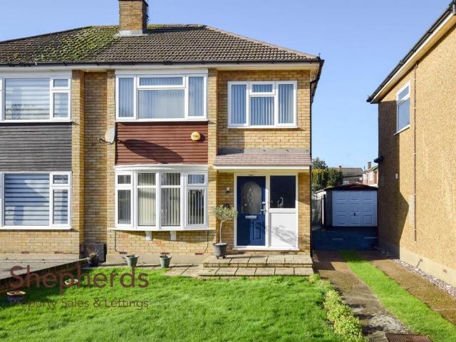 3 bedroom semi detached house for sale