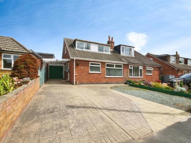 3 bedroom semi detached house for sale